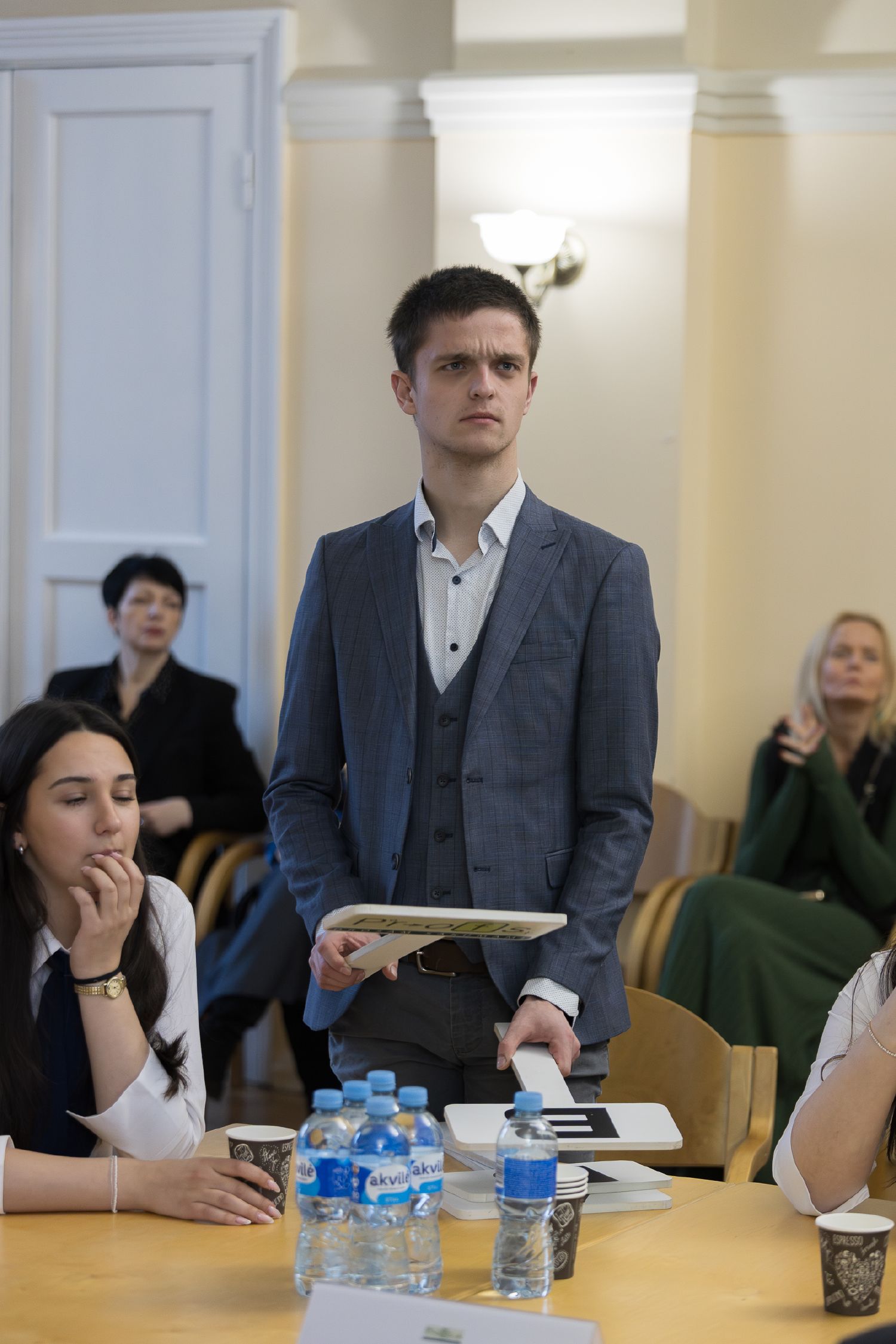 LBAS konkursa PROFS 2025 fināls Arodbiedrību namā 8.12.2025 - LBAS ...